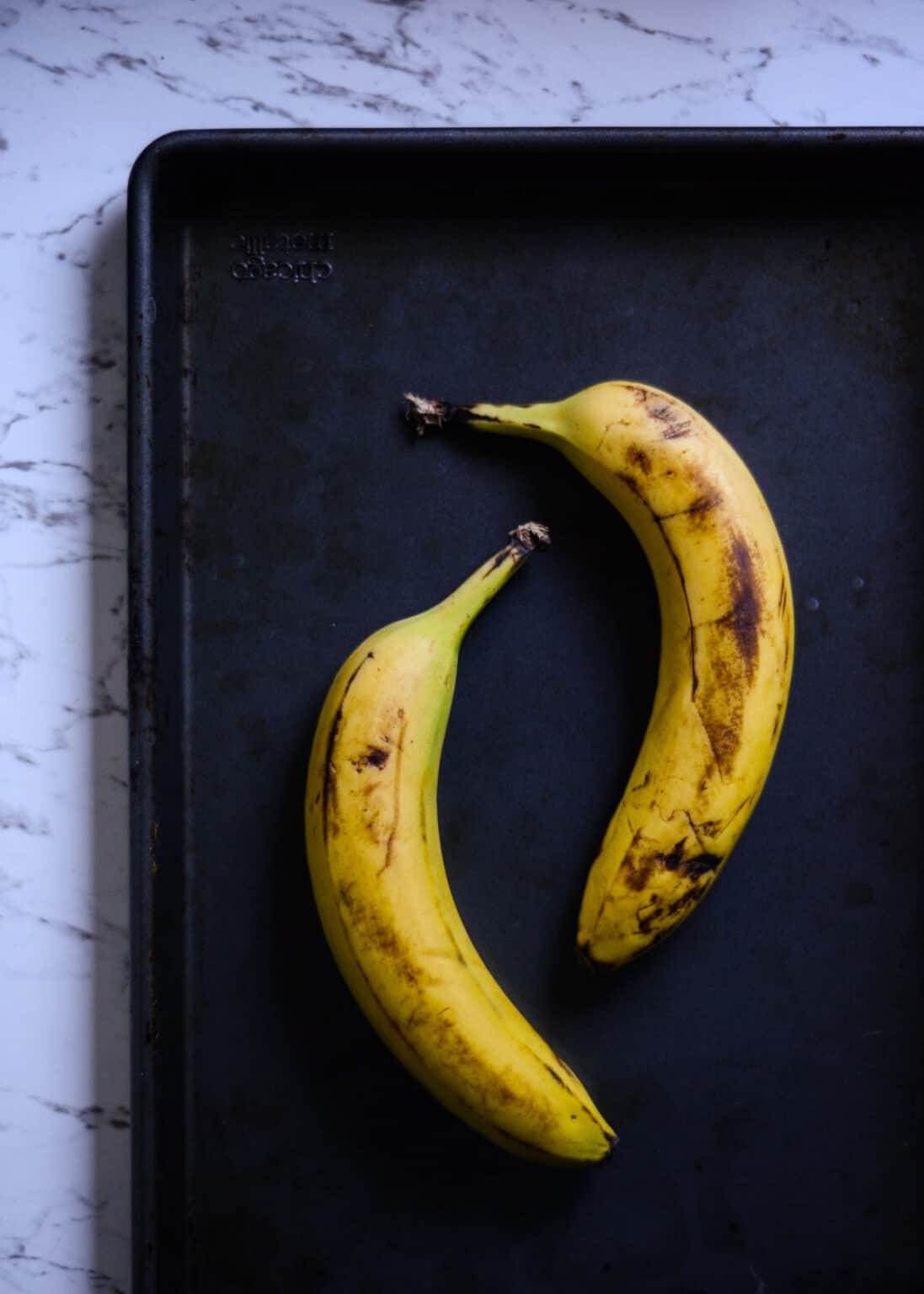 Perfectly Ripe Bananas for Banana Bread (What to Know!) - Beside the ...